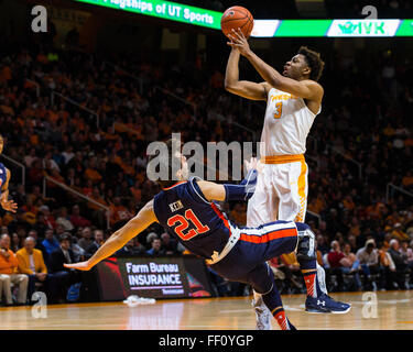 February 2, 2016: Robert Hubbs III #3 of the Tennessee Volunteers ...