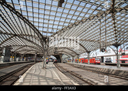 Main Railway Station - Hauptbahnhof, Cologne; Germany Stock Photo - Alamy