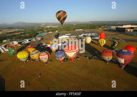 Pampanga Province, Philippines. 11th Feb, 2016. A clown-shaped hot air ...