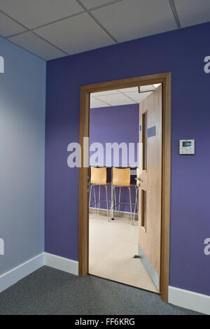 modern office kitchen and breakout area Stock Photo - Alamy