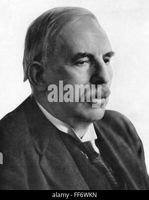 Ernest RUTHERFORD (1871-1937) New Zealand atomic physicist, Nobel prize ...