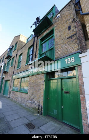 old Dunbar Wharf Narrow Street Historic Limehouse London E14 8BP Stock ...