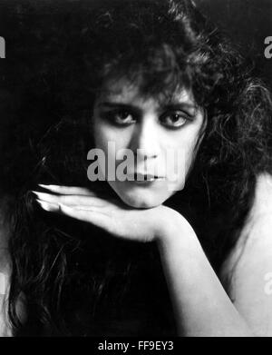 THEDA BARA (1885-1955). /nNΘe Theodosia Goodman. American actress. In a ...