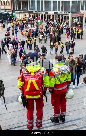 Paramedic teams during street carnival in Cologne, Germany, during Rose ...