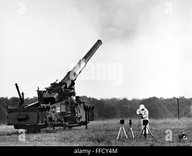 NUCLEAR ARTILLERY, 1952. /nDemonstration of the U.S. Army's 280mm ...