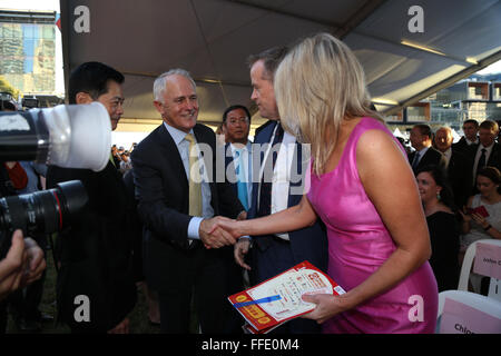 Opposition leader Bill Shorten arrives at the Croydon Hills Primary ...