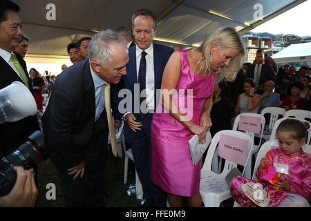 Leader of the Opposition Bill Shorten arrives with workers affected by ...