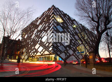 The Diamond building in Sheffield city centre, home the University of ...