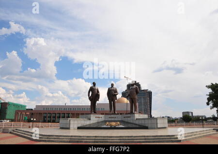 Three Dikgosi Monument, Gaborone, Botswana Stock Photo - Alamy