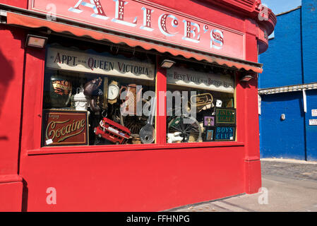 Alice's antique shop in Portobello Road, London Stock Photo - Alamy