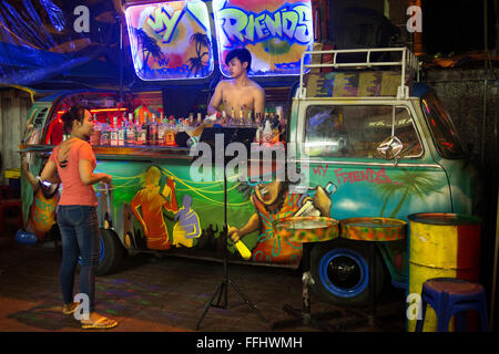 Volkswagen camper van converted into a cocktail drinks bar. Pattaya ...