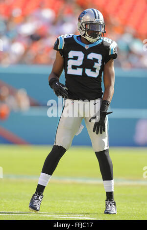 Carolina Panthers' Melvin White (23) looks to make a play against the ...