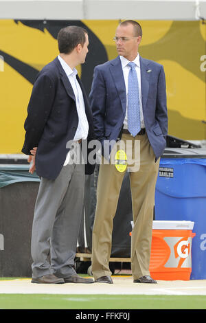 Philadelphia Eagles general manager Howie Roseman speaks during the ...