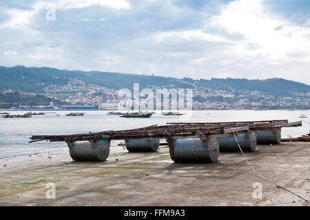 Raft culture of mussels Stock Photo - Alamy