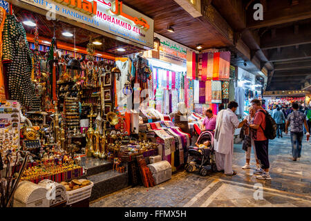 Tourists Shopping In The Muttrah Souk (Al Dhalam), Muttrah, Muscat, Sultanate Of Oman Stock ...