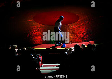 'Mooky' the Clown aduring the Tower circus performance Stock Photo - Alamy