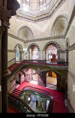 Inside Victoria Terminus VT now Chhatrapati Shivaji Terminus CST ...