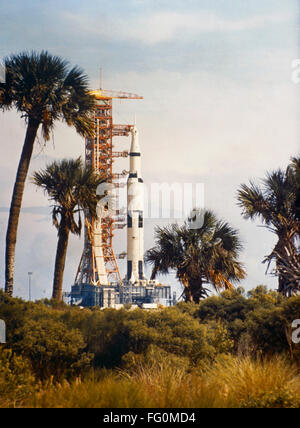APOLLO 8: SATURN V, 1968. /nThe Apollo 8 spacecraft and Saturn V rocket ...