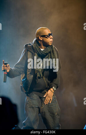American artist Jay-Z , Jay Z headlining the Pyramid Stage at ...