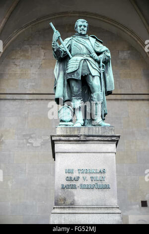 Statue of Graf V Tilly at Feldherrnhalle in Munich Stock Photo - Alamy