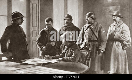 World War. Interrogation of a German prisoner (1918 Stock Photo - Alamy