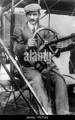 GLENN HAMMOND CURTISS /n(1878-1930). American inventor and aviator ...