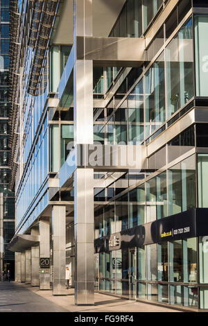 Office Building at 20 Canada Square by Adrian D. Smith, Canary Wharf ...