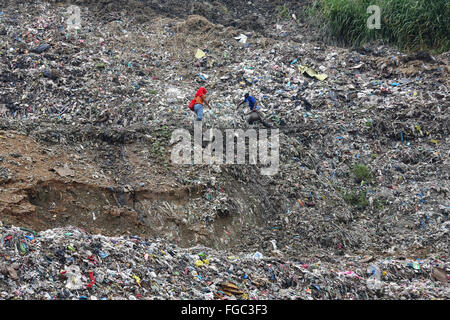 Payatas garbage landfill, dump site Quezon City "Integrated Waste ...