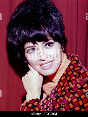SUSAN MAUGHAN English pop singer in 1964 Stock Photo - Alamy