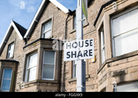 House Share Property Sign Stock Photo - Alamy