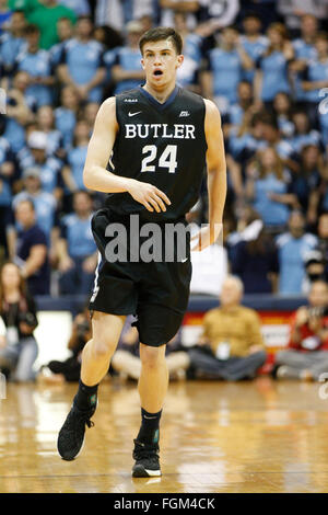 Butler guard Kellen Dunham (24) drives on Georgetown guard D'Vauntes ...