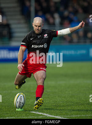 Saracens' Charlie Hodgson with the Aviva Premiership trophy after ...