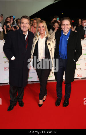 Bradley Walsh, Donna Derby, Barney Walsh and Stephanie Del Valle Diaz ...