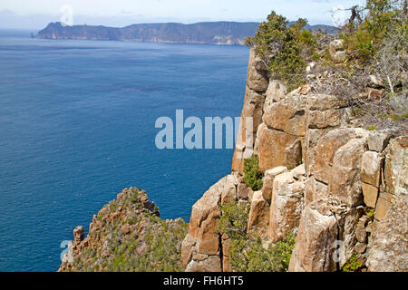 View along Tasman Peninsula cliffs to Cape Pillar from along the Three ...