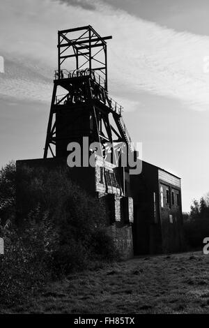 Barnsley Main (Oaks Colliery), near Stairfoot, Barnsley, West Riding of ...