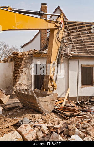 House/ building demolition Stock Photo - Alamy