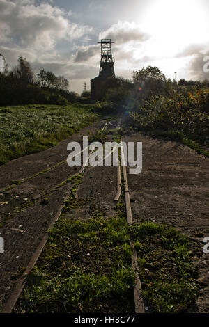 Barnsley Main (Oaks Colliery), near Stairfoot, Barnsley, West Riding of ...