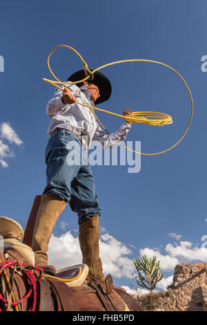 Horseback riding in the countryside, Hacienda Carabali, Rio Grande ...