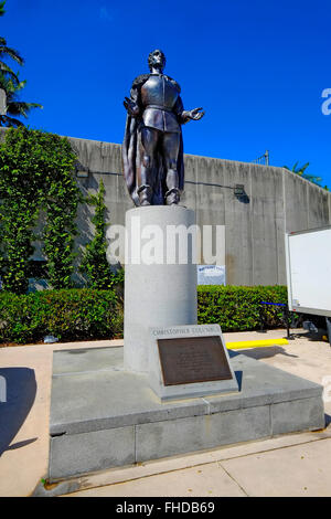 Christopher Columbus Statue Bayfront Park, Miami, Florida. Dedicated ...