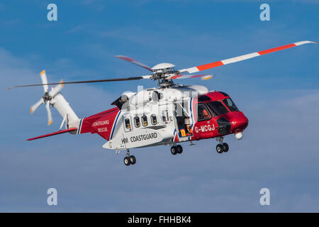 HM Coastguard Rescue Helicopter G-MCGJ on exercise in Cardigan Bay off ...