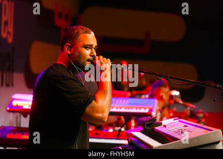 THE ROOTS preform on the main stage of the MONTEREY JAZZ FESTIVAL Stock ...