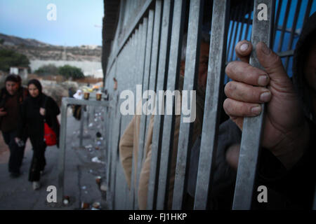 Palestine - Bethlehem checkpoint 300 and West Bank wall - Palestinian ...