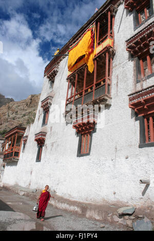 buddhist monastery, hemis gompa Stock Photo - Alamy