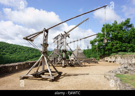 Trebuchet, medieval siege engine Stock Photo - Alamy