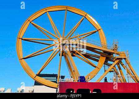 detail of pipelaying ship Ceona Amazon , Germany, Bremerhaven Stock ...