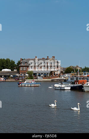 Wherry Hotel, Oulton Broad, Lowestoft, Suffolk, England Stock Photo - Alamy