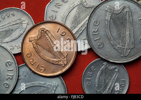 Coins of Ireland. Celtic harp depicted in the Irish pound coins Stock ...
