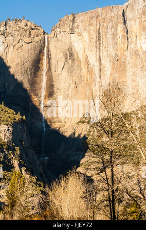 Ribbon Fall in Yosemite National Park in California is the largest ...