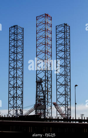 The jack-up oil rig Rowan Stavanger is berthed at Prince Charles Wharf ...