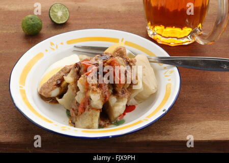 Steamed Mackerel Dumplings on Plate with Dipping Sauce Stock Photo - Alamy